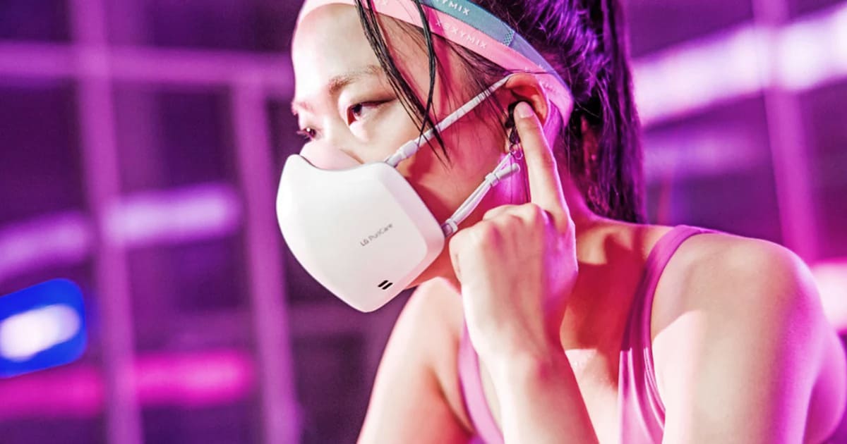 LG PuriCare Wearable Air Purifier Mask Gen 2 รุ่นใหม่ ราคาถูก